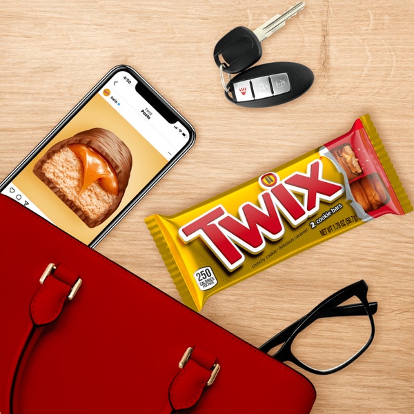 TWIX Caramel Full Size Candy Bar, 1.79oz | TWIX